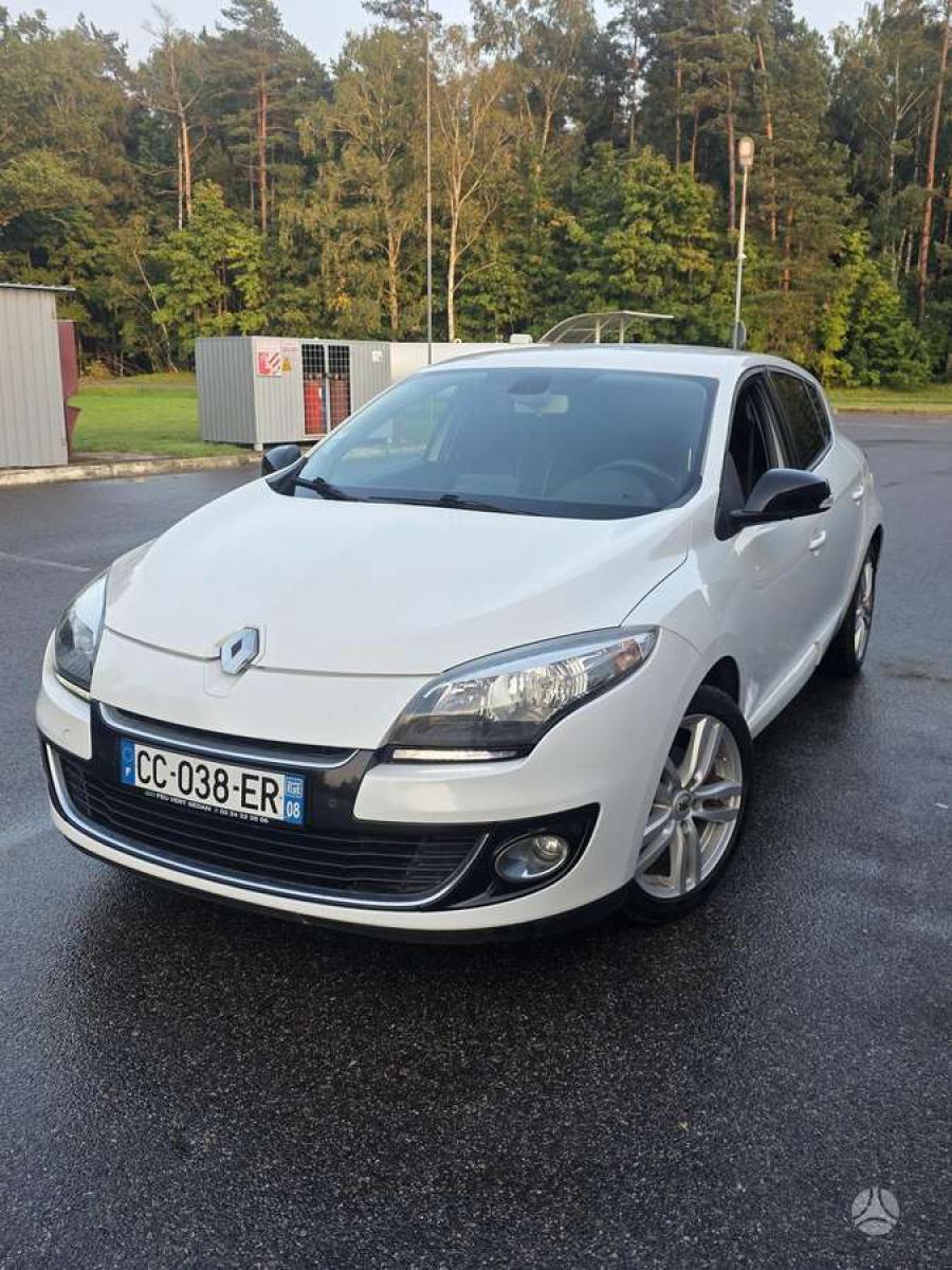 Balts Renault Megane 2012 Šilutė, ar dzinēja tilpumu 1.46 L un nobraukumu 284 tūkst. km par 2950 €, foto 3 vietnē AUTOMOTO.COM.LV
