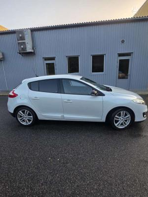 Balts Renault Megane 2012 Šilutė, ar dzinēja tilpumu 1.46 L un nobraukumu 284 tūkst. km par 2950 €, foto 8 vietnē AUTOMOTO.COM.LV