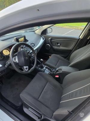 Balts Renault Megane 2012 Šilutė, ar dzinēja tilpumu 1.46 L un nobraukumu 284 tūkst. km par 2950 €, foto 12 vietnē AUTOMOTO.COM.LV