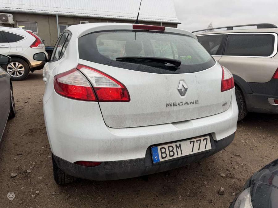 Balts Renault Megane 2013 Kauņa, ar dzinēja tilpumu 1.46 L un nobraukumu 217 tūkst. km par 2150 €, foto 4 vietnē AUTOMOTO.COM.LV