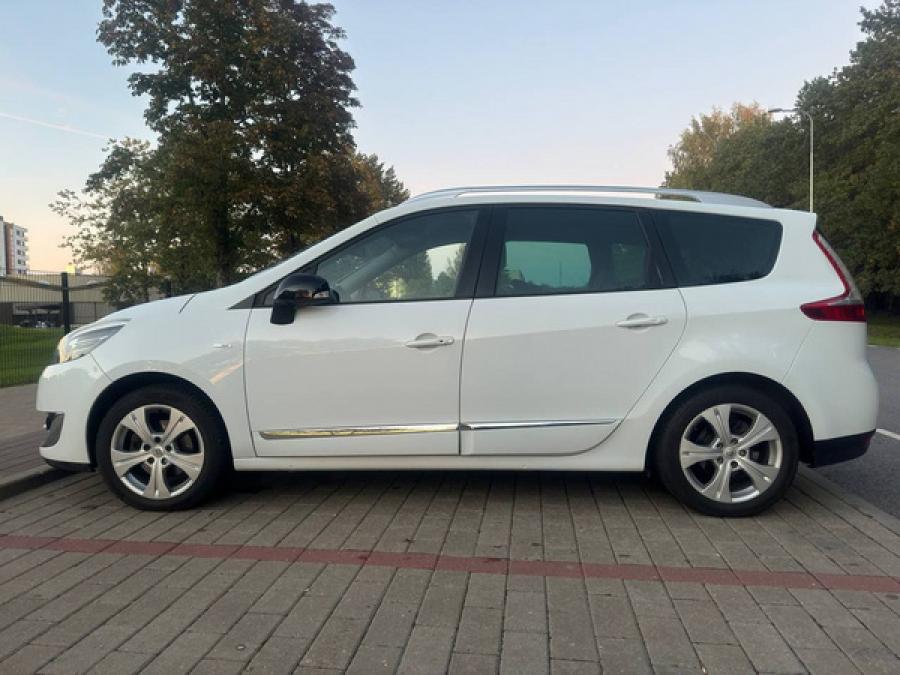 Balts Renault Megane 2013 Pērnava, ar dzinēja tilpumu 1.60 L un nobraukumu 259 tūkst. km par 4500 €, foto 5 vietnē AUTOMOTO.COM.LV