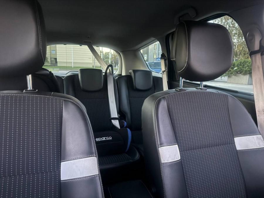 Balts Renault Megane 2013 Pērnava, ar dzinēja tilpumu 1.60 L un nobraukumu 259 tūkst. km par 4500 €, foto 10 vietnē AUTOMOTO.COM.LV