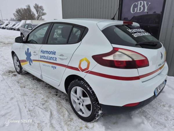 White Renault Megane 2015 in Taurage, with an engine capacity of 1.50 L and mileage of 314 thousand km for 3751 €, photo 5 on AUTOMOTO.COM.LV