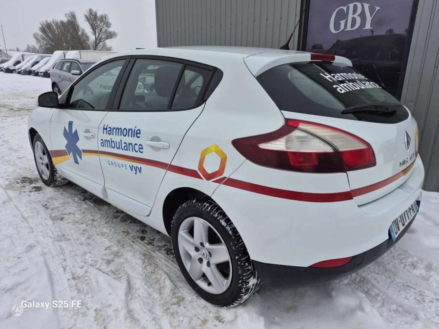 White Renault Megane 2015 in Taurage, with an engine capacity of 1.50 L and mileage of 314 thousand km for 3751 €, photo 5 on AUTOMOTO.COM.LV