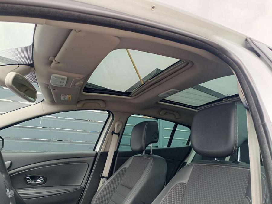Balts Renault Megane 2015 Klaipėda, ar dzinēja tilpumu 1.46 L un nobraukumu 150 tūkst. km par 2800 €, foto 11 vietnē AUTOMOTO.COM.LV