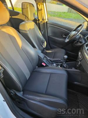 White Renault Megane 2015 in Riga, with an engine capacity of 1.50 L and mileage of 0 thousand km for 2050 €, photo 10 on AUTOMOTO.COM.LV