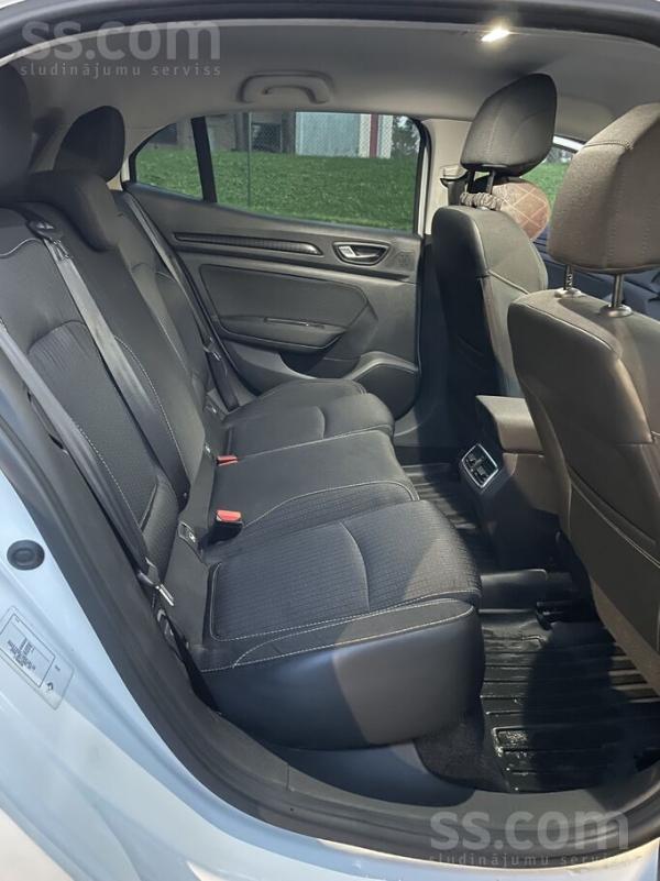 Balts Renault Megane 2016 Rīga, ar dzinēja tilpumu 1.50 L un nobraukumu 202 tūkst. km par 6500 €, foto 11 vietnē AUTOMOTO.COM.LV