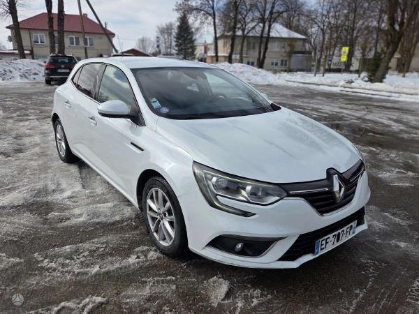 White Renault Megane 2016 in Taurage, with an engine capacity of 1.20 L and mileage of 119 thousand km for 5700 €, photo 2 on AUTOMOTO.COM.LV