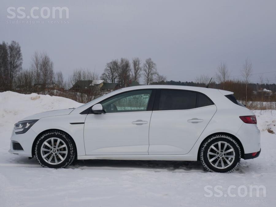 Balts Renault Megane 2016 Rīga, ar dzinēja tilpumu 1.50 L un nobraukumu 198 tūkst. km par 7800 €, foto 4 vietnē AUTOMOTO.COM.LV