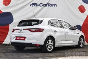 White Renault Megane 2016 in Riga, with an engine capacity of 1.50 L and mileage of 196 thousand km for 8250 €, photo 7 on AUTOMOTO.COM.LV