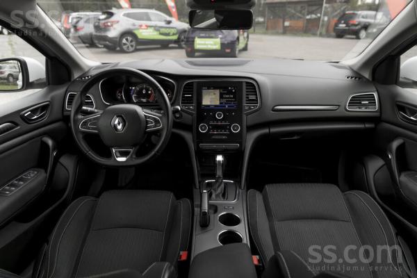 White Renault Megane 2016 in Riga, with an engine capacity of 1.50 L and mileage of 196 thousand km for 8250 €, photo 9 on AUTOMOTO.COM.LV