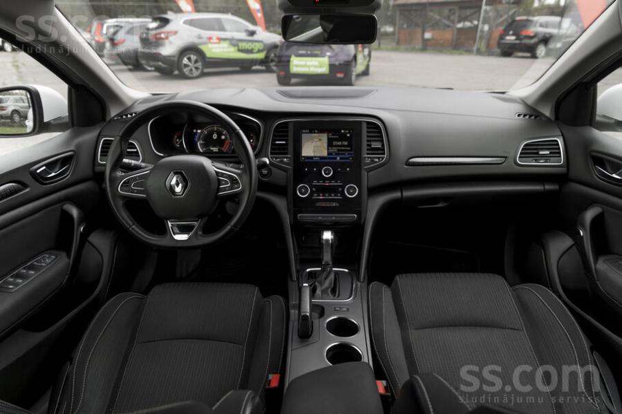 White Renault Megane 2016 in Riga, with an engine capacity of 1.50 L and mileage of 196 thousand km for 8250 €, photo 10 on AUTOMOTO.COM.LV