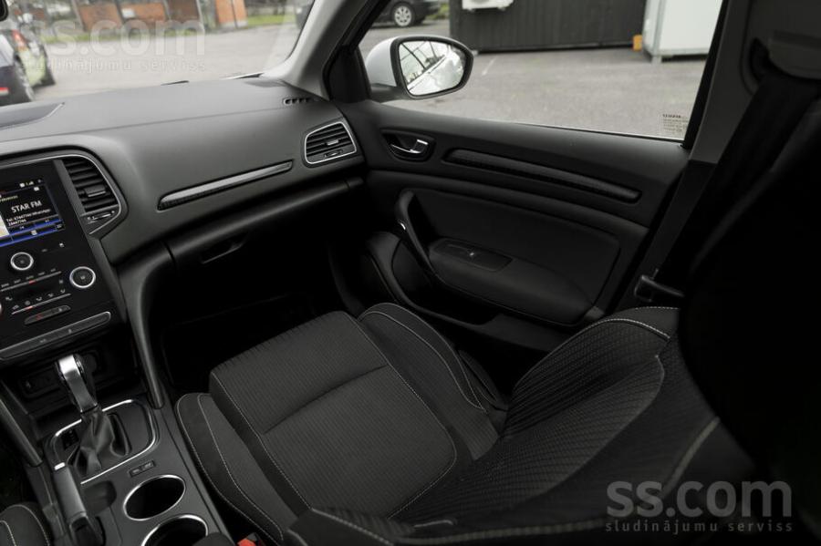 White Renault Megane 2016 in Riga, with an engine capacity of 1.50 L and mileage of 196 thousand km for 8250 €, photo 11 on AUTOMOTO.COM.LV