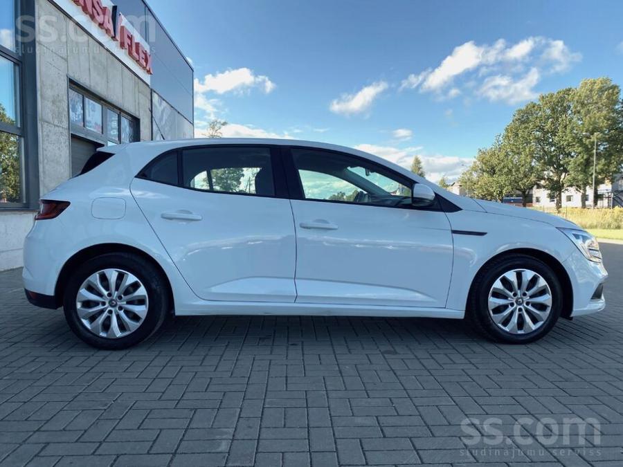 Balts Renault Megane 2016 Cēsis, ar dzinēja tilpumu 1.50 L un nobraukumu 258 tūkst. km par 7399 €, foto 13 vietnē AUTOMOTO.COM.LV