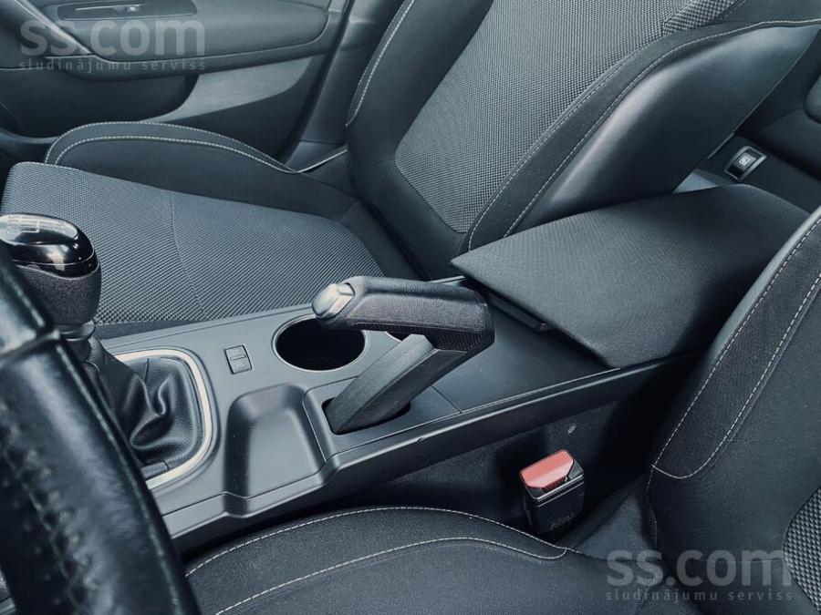 Balts Renault Megane 2016 Cēsis, ar dzinēja tilpumu 1.50 L un nobraukumu 258 tūkst. km par 7399 €, foto 21 vietnē AUTOMOTO.COM.LV