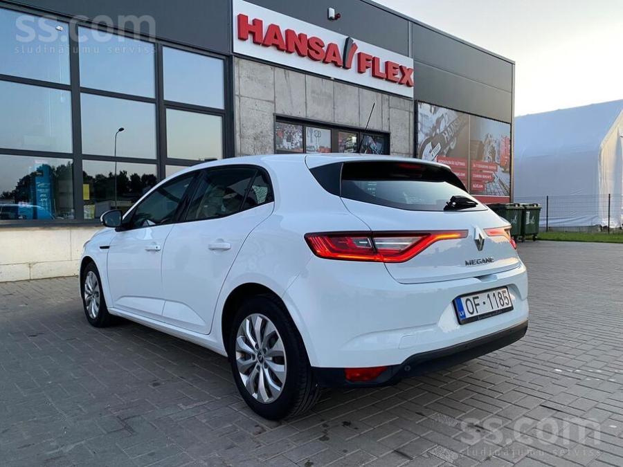 White Renault Megane 2016 in Cesis, with an engine capacity of 1.50 L and mileage of 260 thousand km for 7699 €, photo 9 on AUTOMOTO.COM.LV