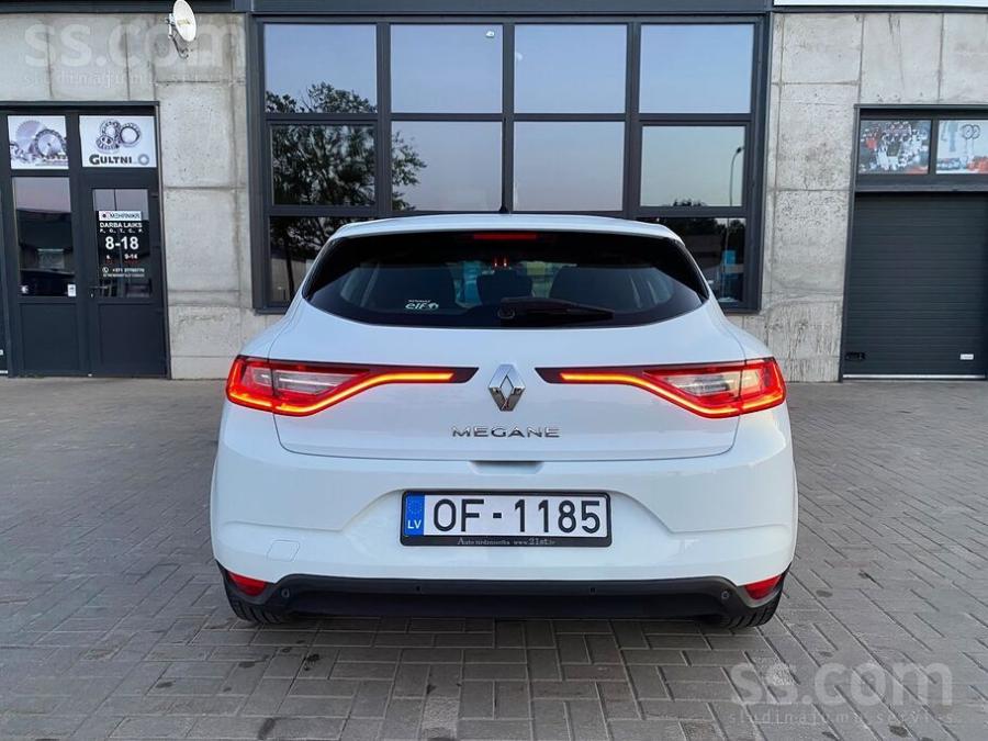 White Renault Megane 2016 in Cesis, with an engine capacity of 1.50 L and mileage of 260 thousand km for 7699 €, photo 11 on AUTOMOTO.COM.LV
