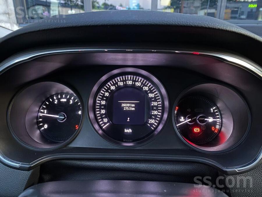 White Renault Megane 2016 in Cesis, with an engine capacity of 1.50 L and mileage of 260 thousand km for 7699 €, photo 16 on AUTOMOTO.COM.LV