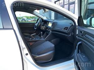 White Renault Megane 2016 in Cesis, with an engine capacity of 1.50 L and mileage of 260 thousand km for 7699 €, photo 22 on AUTOMOTO.COM.LV