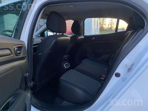 White Renault Megane 2016 in Cesis, with an engine capacity of 1.50 L and mileage of 260 thousand km for 7699 €, photo 24 on AUTOMOTO.COM.LV