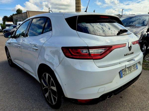 White Renault Megane 2016 in Taurage, with an engine capacity of 1.46 L and mileage of 222 thousand km for 4800 €, photo 7 on AUTOMOTO.COM.LV