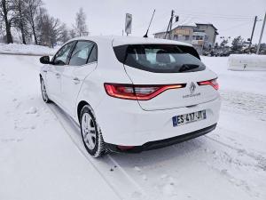White Renault Megane 2017 in Taurage, with an engine capacity of 1.46 L and mileage of 220 thousand km for 5350 €, photo 3 on AUTOMOTO.COM.LV