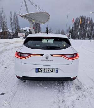 White Renault Megane 2017 in Taurage, with an engine capacity of 1.46 L and mileage of 220 thousand km for 5350 €, photo 10 on AUTOMOTO.COM.LV