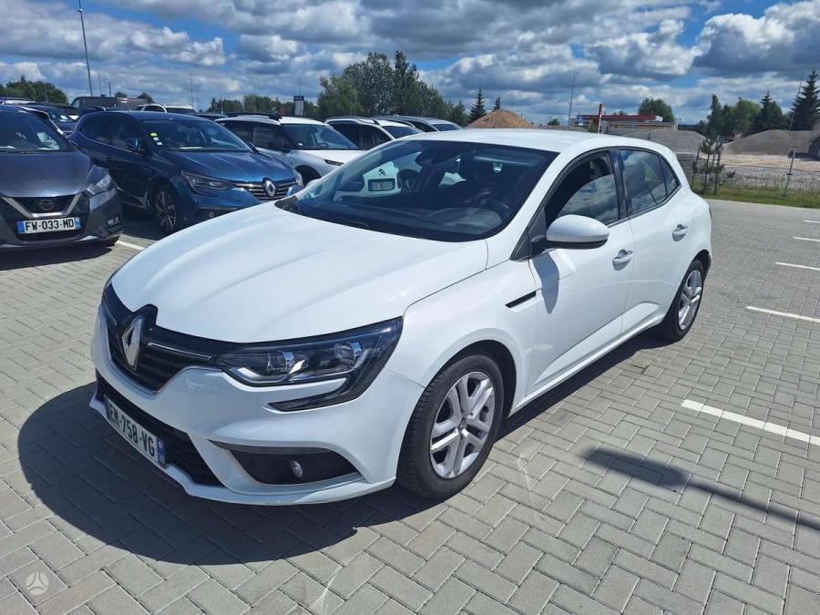 Balts Renault Megane 2017 Tauragė, ar dzinēja tilpumu 1.46 L un nobraukumu 240 tūkst. km par 4500 €, foto 1 vietnē AUTOMOTO.COM.LV