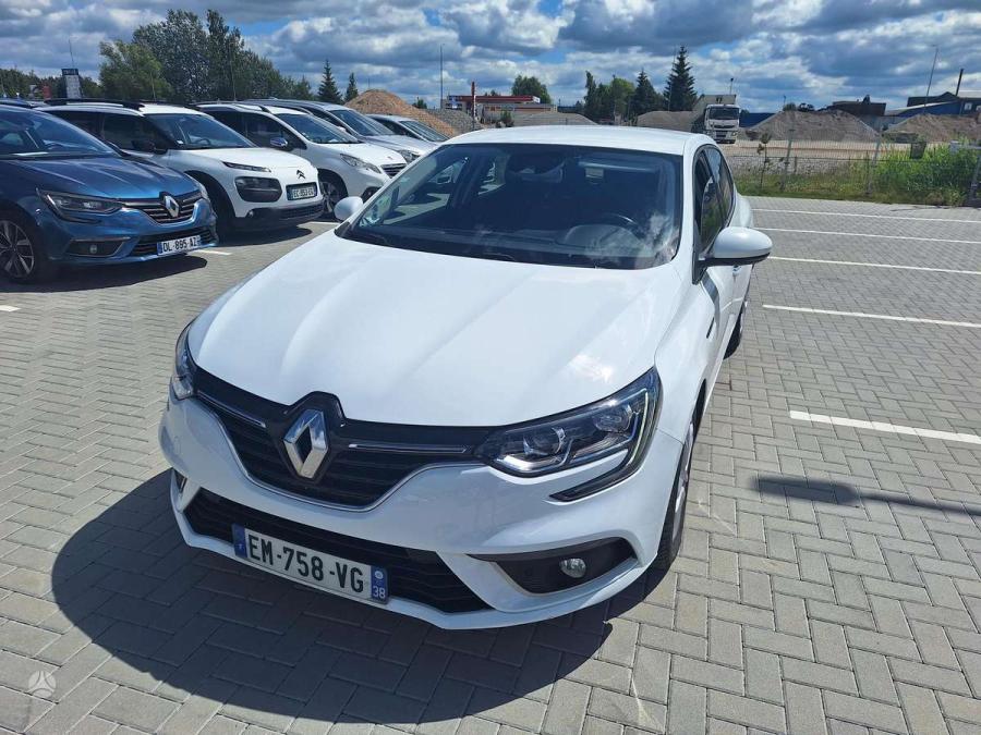 Balts Renault Megane 2017 Tauragė, ar dzinēja tilpumu 1.46 L un nobraukumu 240 tūkst. km par 4500 €, foto 3 vietnē AUTOMOTO.COM.LV