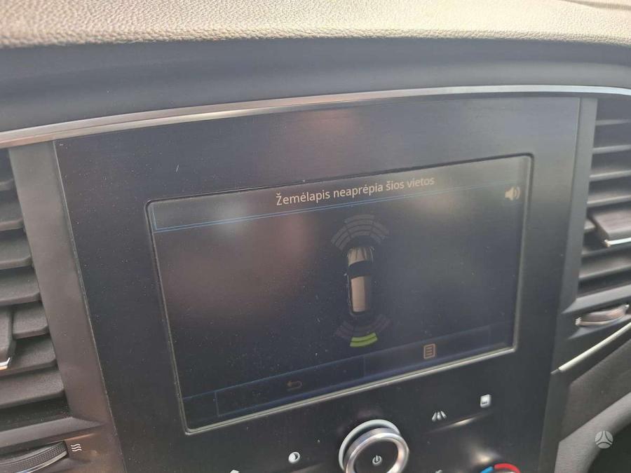 Balts Renault Megane 2017 Tauragė, ar dzinēja tilpumu 1.46 L un nobraukumu 240 tūkst. km par 4500 €, foto 16 vietnē AUTOMOTO.COM.LV