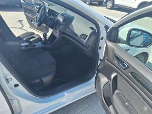 Balts Renault Megane 2017 Tauragė, ar dzinēja tilpumu 1.46 L un nobraukumu 240 tūkst. km par 4500 €, foto 22 vietnē AUTOMOTO.COM.LV