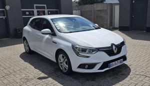 White Renault Megane 2017 in Taurage, with an engine capacity of 1.46 L and mileage of 243 thousand km for 4950 €, photo 4 on AUTOMOTO.COM.LV