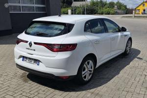 White Renault Megane 2017 in Taurage, with an engine capacity of 1.46 L and mileage of 243 thousand km for 4950 €, photo 5 on AUTOMOTO.COM.LV
