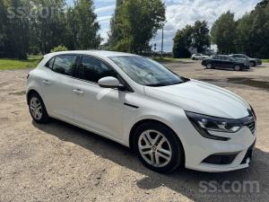White Renault Megane 2017 in Riga, with an engine capacity of 1.50 L and mileage of 207 thousand km for 6750 €, photo  on AUTOMOTO.COM.LV