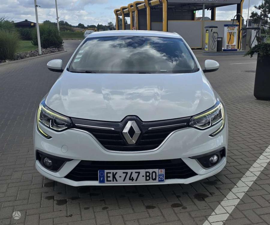 Balts Renault Megane 2017 Tauragė, ar dzinēja tilpumu 1.46 L un nobraukumu 265 tūkst. km par 4800 €, foto 3 vietnē AUTOMOTO.COM.LV
