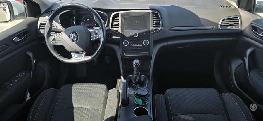 Balts Renault Megane 2017 Tauragė, ar dzinēja tilpumu 1.46 L un nobraukumu 265 tūkst. km par 4800 €, foto 9 vietnē AUTOMOTO.COM.LV