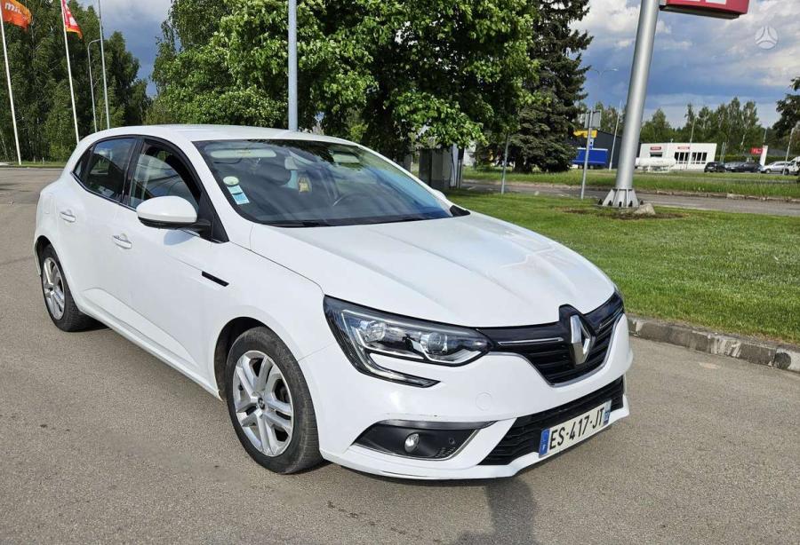 Balts Renault Megane 2017 Tauragė, ar dzinēja tilpumu 1.46 L un nobraukumu 225 tūkst. km par 4750 €, foto 3 vietnē AUTOMOTO.COM.LV