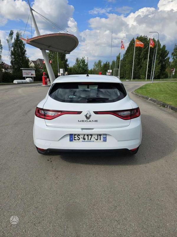 Balts Renault Megane 2017 Tauragė, ar dzinēja tilpumu 1.46 L un nobraukumu 225 tūkst. km par 4750 €, foto 10 vietnē AUTOMOTO.COM.LV