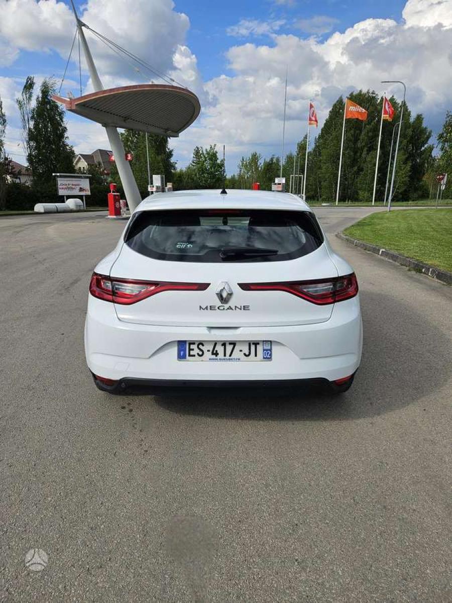 Balts Renault Megane 2017 Tauragė, ar dzinēja tilpumu 1.46 L un nobraukumu 225 tūkst. km par 4750 €, foto 10 vietnē AUTOMOTO.COM.LV