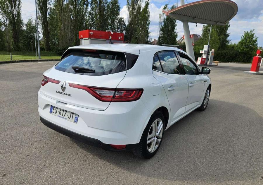 Balts Renault Megane 2017 Tauragė, ar dzinēja tilpumu 1.46 L un nobraukumu 225 tūkst. km par 4750 €, foto 11 vietnē AUTOMOTO.COM.LV