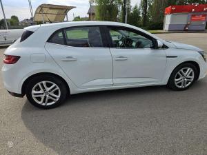 Balts Renault Megane 2017 Tauragė, ar dzinēja tilpumu 1.46 L un nobraukumu 225 tūkst. km par 4750 €, foto 12 vietnē AUTOMOTO.COM.LV