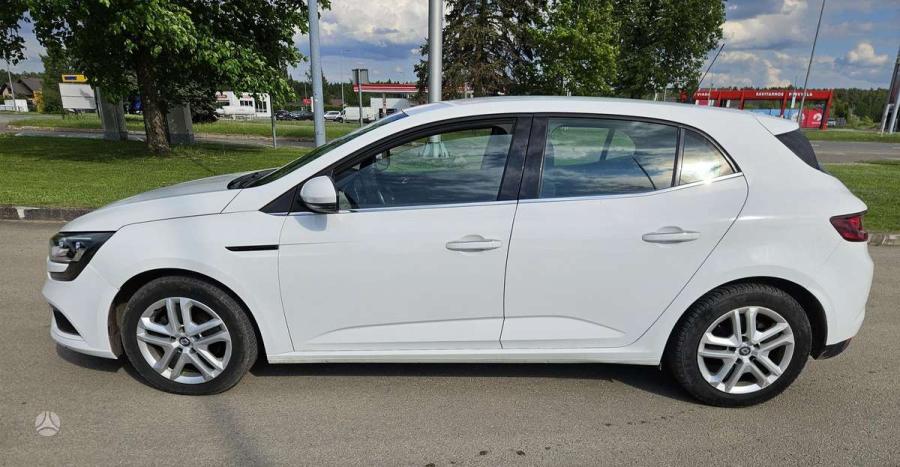 Balts Renault Megane 2017 Tauragė, ar dzinēja tilpumu 1.46 L un nobraukumu 225 tūkst. km par 4750 €, foto 13 vietnē AUTOMOTO.COM.LV