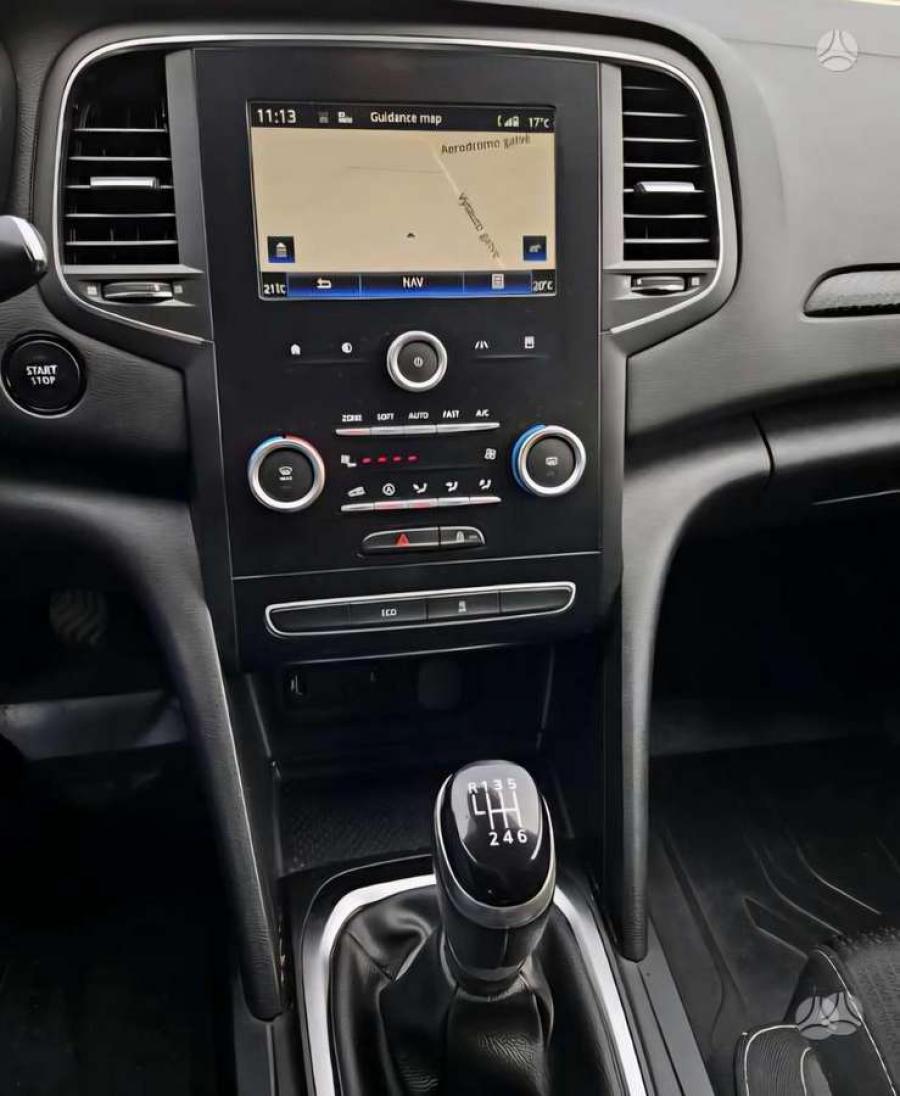 Balts Renault Megane 2017 Tauragė, ar dzinēja tilpumu 1.46 L un nobraukumu 225 tūkst. km par 4750 €, foto 17 vietnē AUTOMOTO.COM.LV