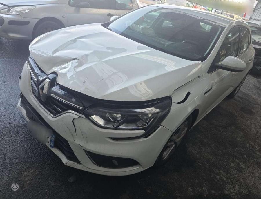 White Renault Megane 2018 in Taurage, with an engine capacity of 1.46 L and mileage of 140 thousand km for 3900 €, photo 1 on AUTOMOTO.COM.LV