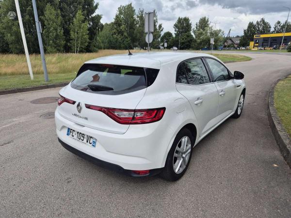 Balts Renault Megane 2018 Tauragė, ar dzinēja tilpumu 1.46 L un nobraukumu 190 tūkst. km par 6200 €, foto 5 vietnē AUTOMOTO.COM.LV
