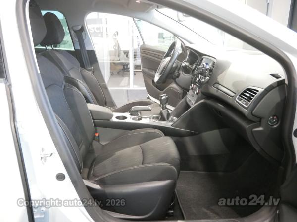 Balts Renault Megane 2018 Tallina, ar dzinēja tilpumu 1.20 L un nobraukumu 182 tūkst. km par 6990 €, foto 9 vietnē AUTOMOTO.COM.LV