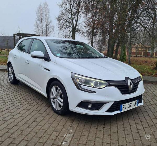 White Renault Megane 2019 in Taurage, with an engine capacity of 1.46 L and mileage of 225 thousand km for 5800 €, photo 3 on AUTOMOTO.COM.LV