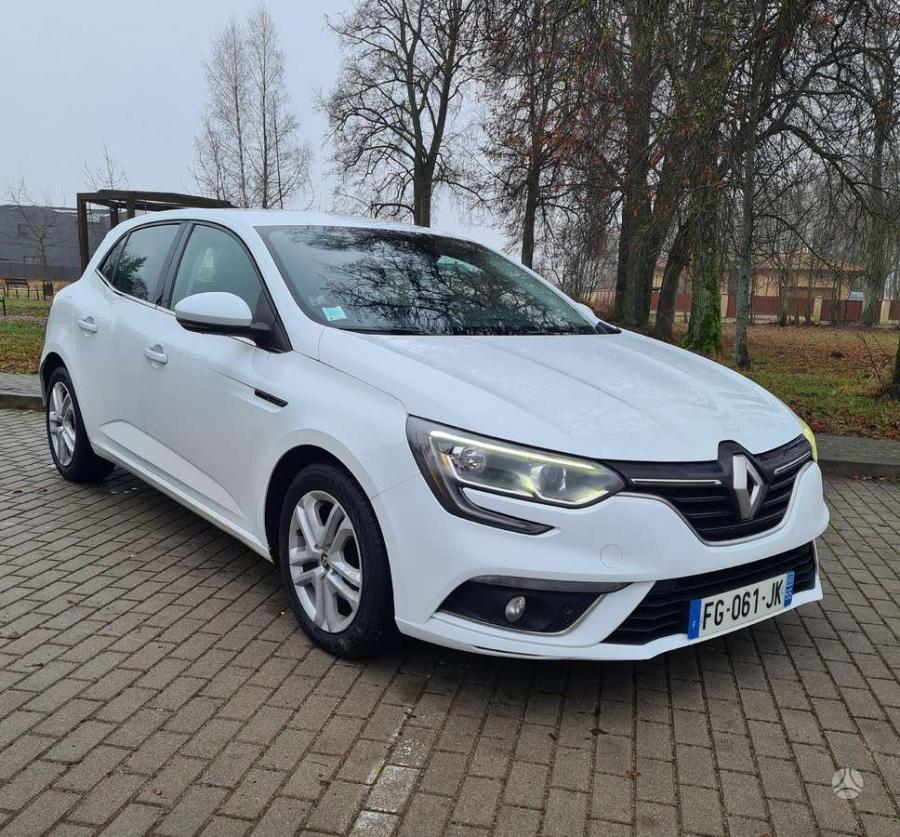 White Renault Megane 2019 in Taurage, with an engine capacity of 1.46 L and mileage of 225 thousand km for 5800 €, photo 3 on AUTOMOTO.COM.LV