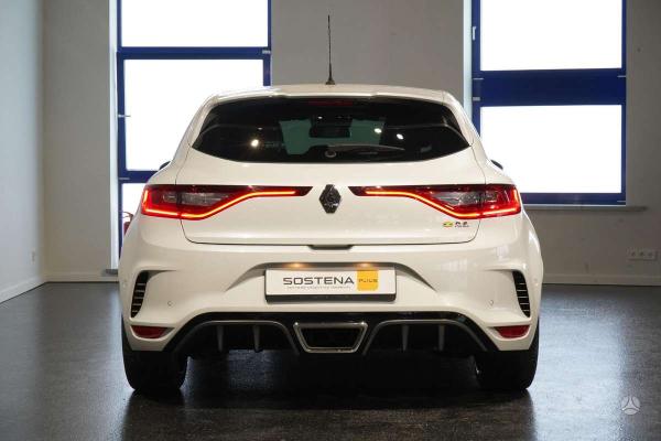 White Renault Megane 2019 in Vilnius, with an engine capacity of 1.80 L and mileage of 91 thousand km for 27900 €, photo 6 on AUTOMOTO.COM.LV