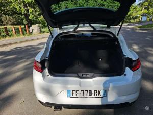 White Renault Megane 2019 in Taurage, with an engine capacity of 1.50 L and mileage of 234 thousand km for 6800 €, photo 13 on AUTOMOTO.COM.LV